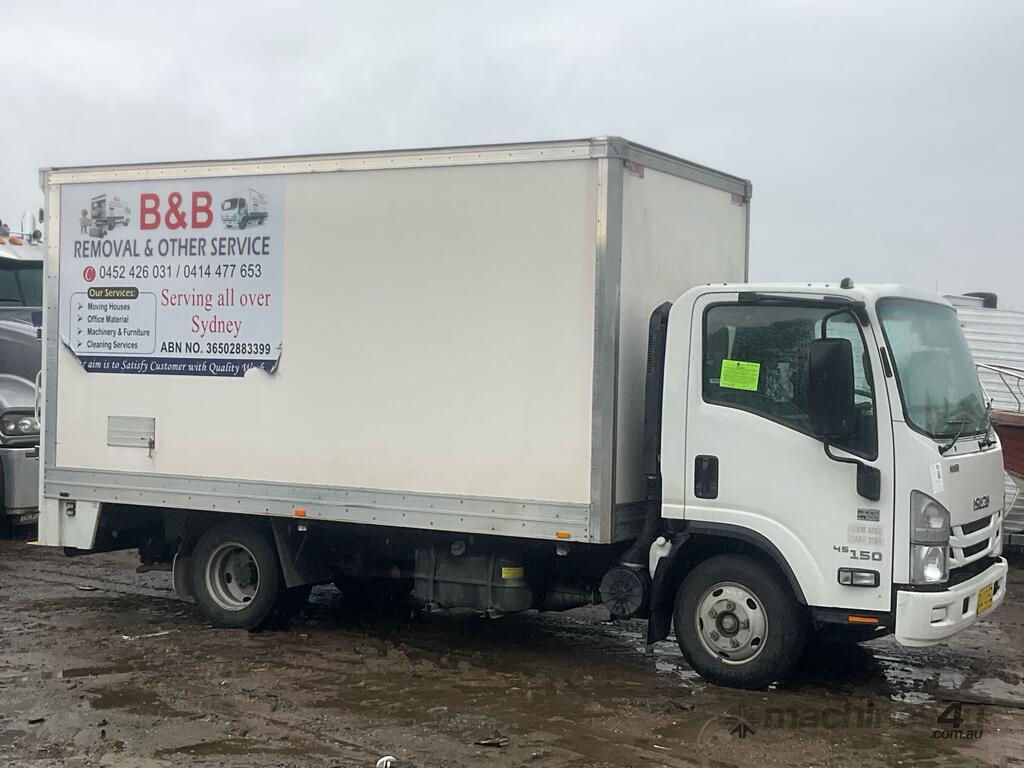 Buy Used 2017 Isuzu NNR 45-150 Dual Cab Trucks (1143489)