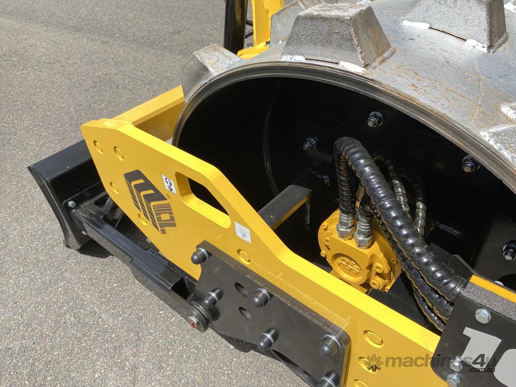 New 2023 multipac New Multipac 104H Roller with Dozer Blade Single Drum ...