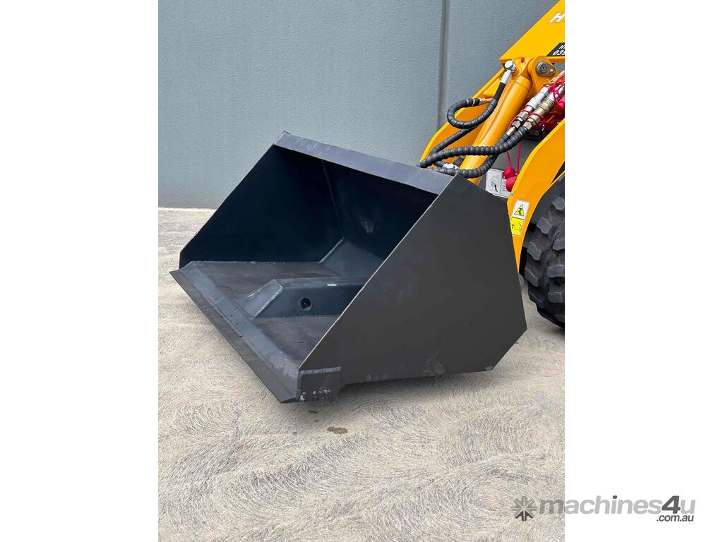 New hysoon High Dumping Bucket Mini Loader Attachments in CRAIGIEBURN, VIC