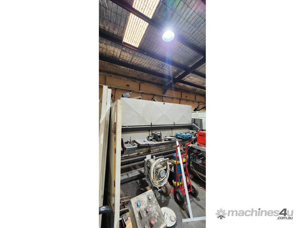 Used 1998 motoman MRC Welding Robot in SMITHFIELD, NSW
