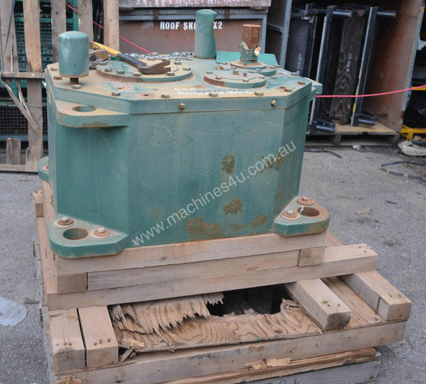 Used lightning 692331PSP Gearboxes in OTTOWAY, SA
