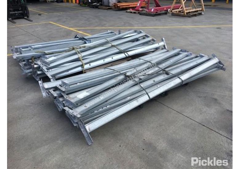 Used Pallet Racking Rails Tractors in , - Listed on Machines4u