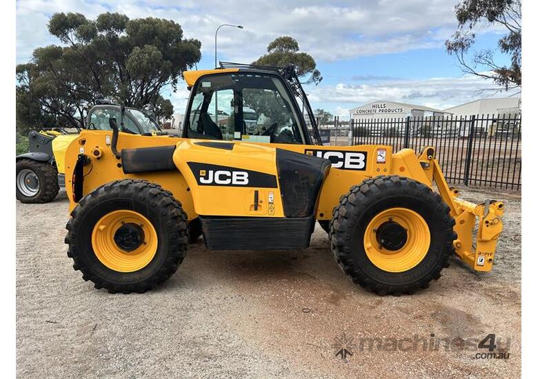 Used jcb 531-70 AGRI 7-10m Lift Height Telehandler in , - Listed on Machines4u
