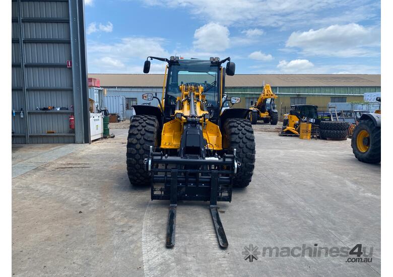 New jcb 0000 JCB TM420 TELEHANDLER Telescopic Handler Telehandler (1076890) - Listed on Machines4u