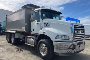 MACK superliner Trucks - New and Used MACK superliner Trucks for sale
