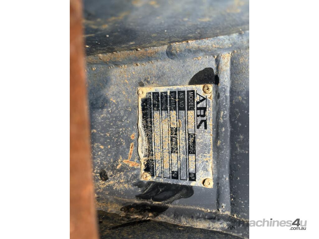 Used abs 1 x Machine Claw Bucket Excavator Bucket in , - Listed on ...