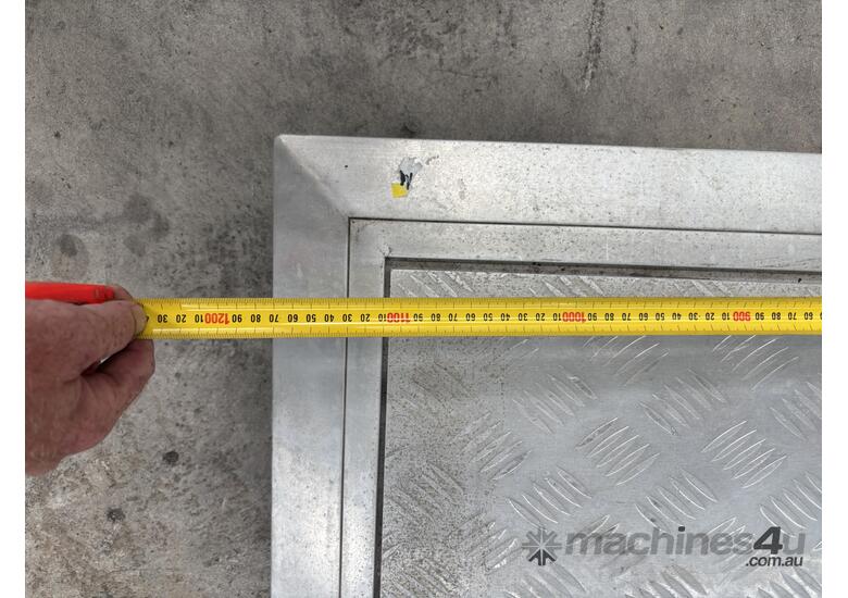 Used 1 X Lockable Aluminium Manhole Pit Cover (1073791) - Listed on ...