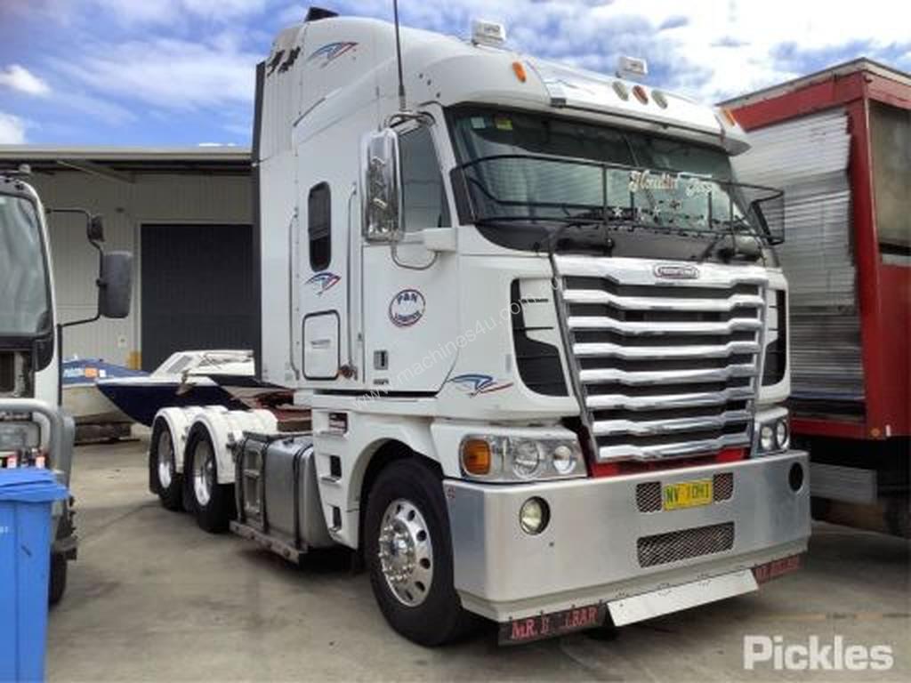 Buy Used Freightliner ARGOSY 101 Sleeper Cab Trucks in , - Listed on ...