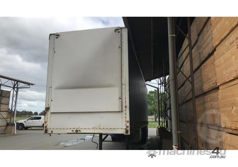 Buy Used freighter ST2 Flat Top Trailer in , - Listed on Machines4u