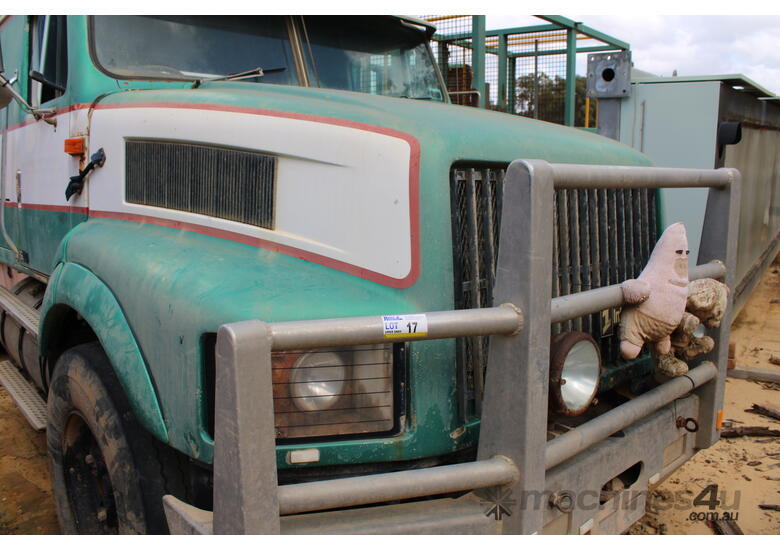 Buy Used 1995 international 1995 INTERNATIONAL PRIME MOVER Tanker ...