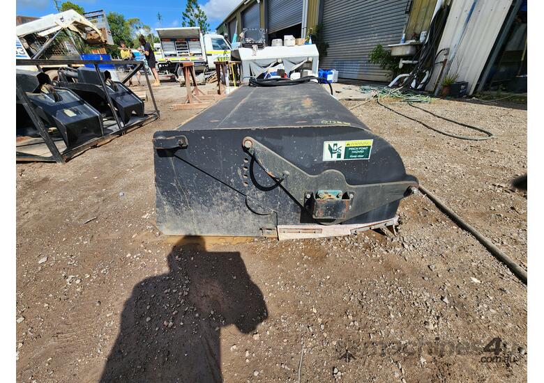 Used Skid Steer Broom Attachment in , - Listed on Machines4u