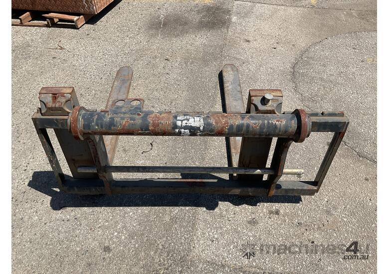 Used Manitou Telehandler Forks in , - Listed on Machines4u