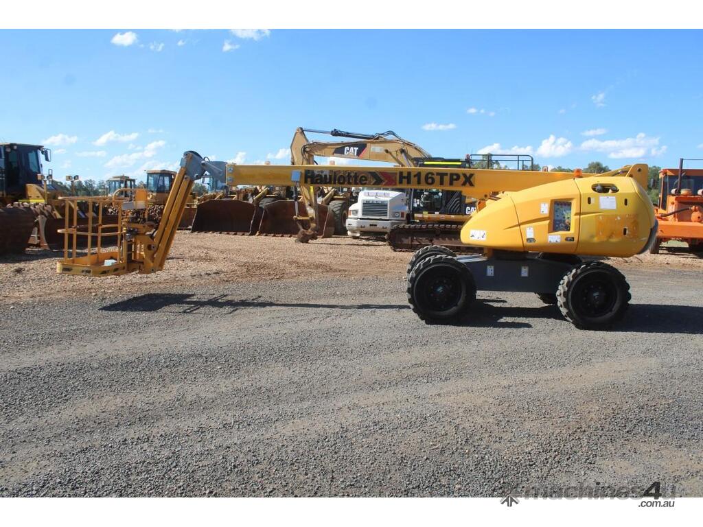 Used haulotte H16TPX Articulated Boom Lifts (1119192)