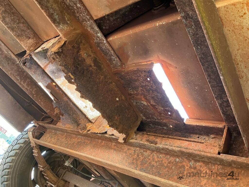 Buy Used 2011 ICS Industries Satcow Trailers (1197592)