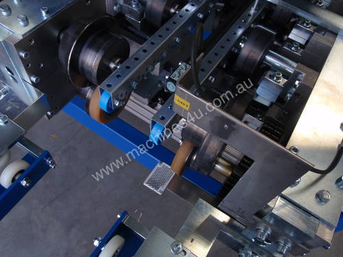 New 2019 quadro Roll forming machine for the cladding roofing Roll ...