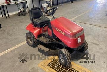 Second (2nd) Hand - Used Ride On Mowers - Melbourne : Victoria (VIC)