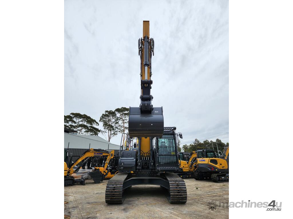 New xcmg XE215D Excavator (898793)