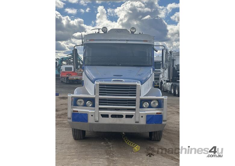 Buy New 2009 Freightliner FLX CENTURY CLASS PRIME MOVER Prime Mover ...