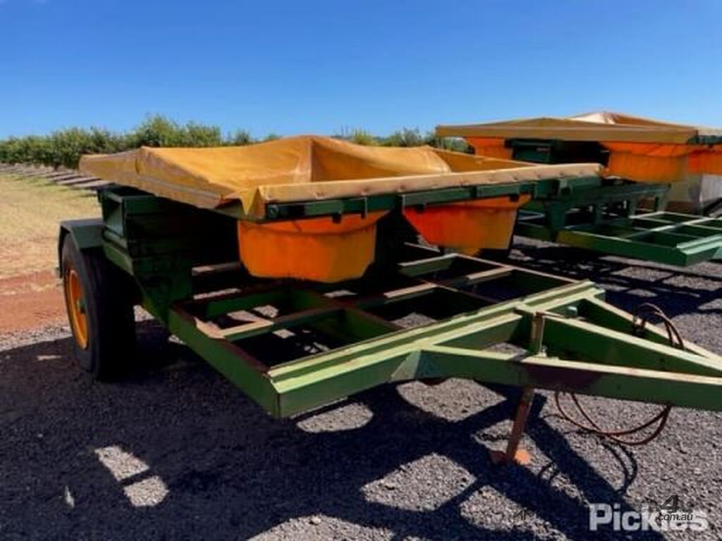 Buy Used Bulk Trailer Hold 4 bags 1 2tn or bins very strong machines ...