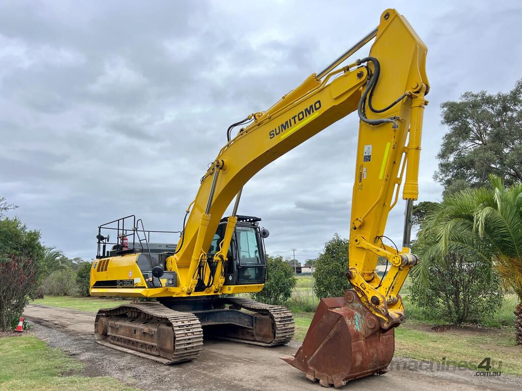 Hire 2016 sumitomo SH350HD Excavator (939893)