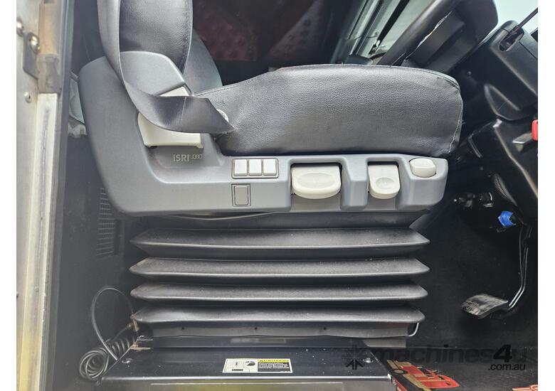 Buy Used 2015 Kenworth 2015 Kenworth K200 6x4 Prime Mover 18 Speed Road ...