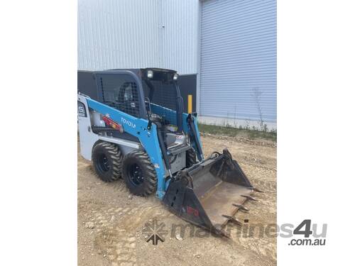 Used 2022 toyota huski 5SDK5 Skid Steer Loaders (1124094) - Listed on ...