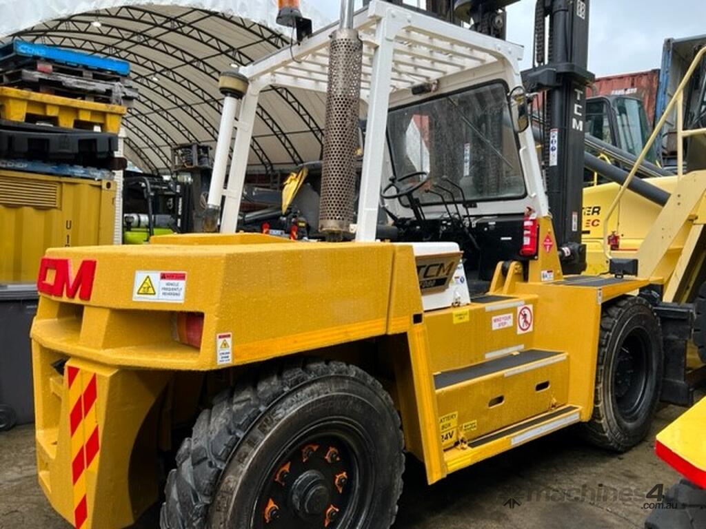 Used tcm FD80Z7 Forklifts and Stackers (939194)