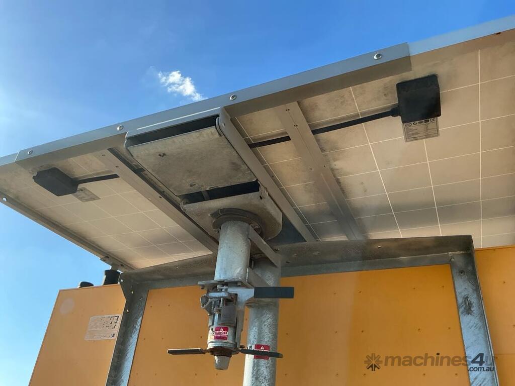 Buy Used 2015 Data Signs C5 Tipping Trailers (1093995)