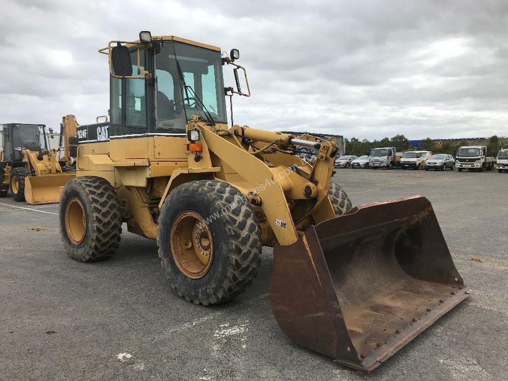 Used 1995 Caterpillar 924F Wheel Loader in , - Listed on Machines4u