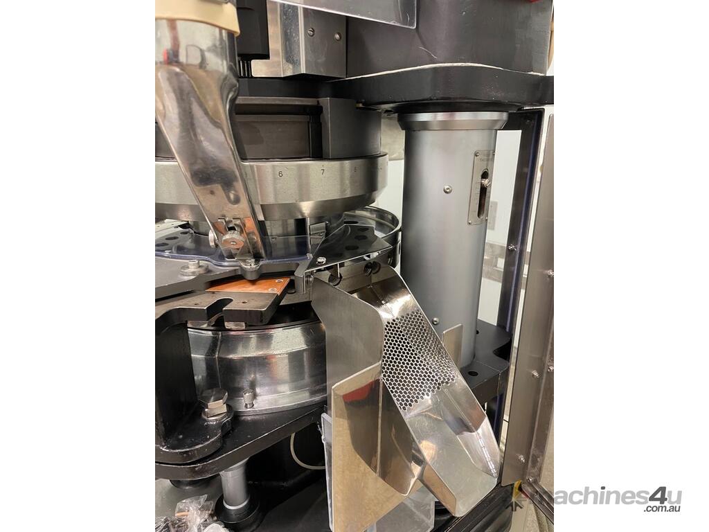 used manesty EXPRESS Tablet Press (833895)