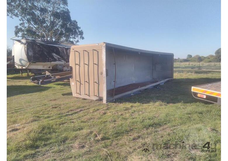 Buy Used maxi trans HXW-ST3 Tautliner Trailer in , - Listed on Machines4u