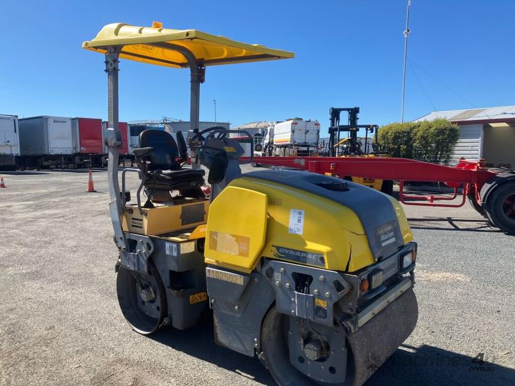 Used 2015 Atlas Copco 2015 Dynapac CC1100 Roller Dual Smooth Drum ...
