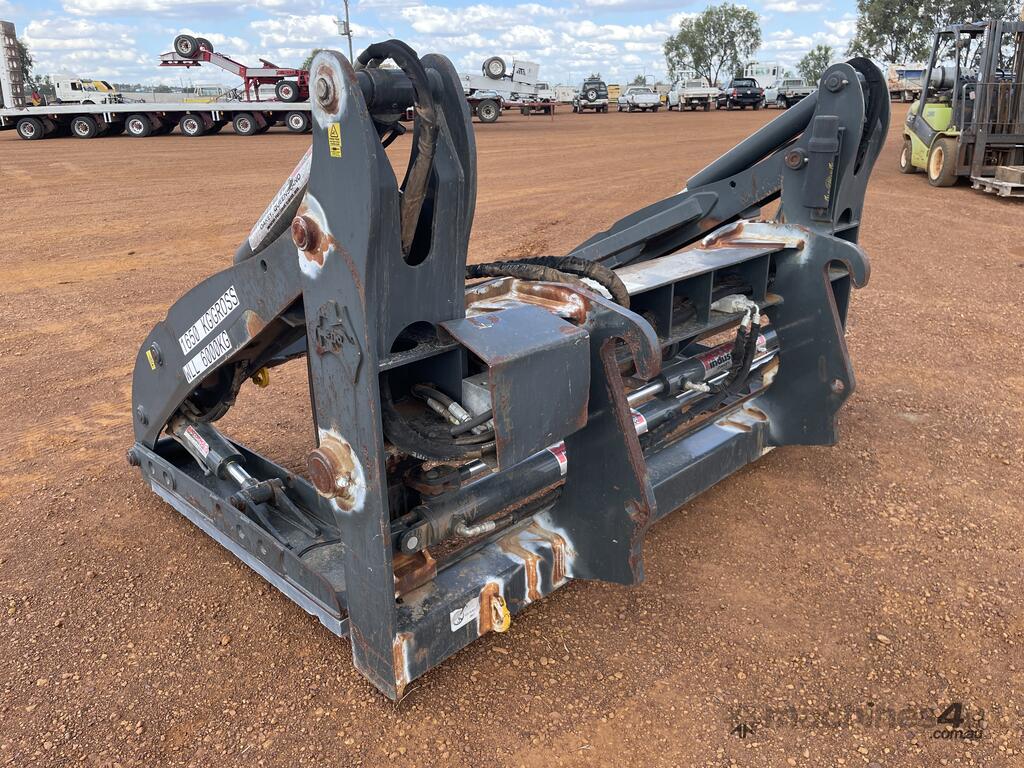 Used McCormack Bi-Fold Pipe Grab in , - Listed on Machines4u