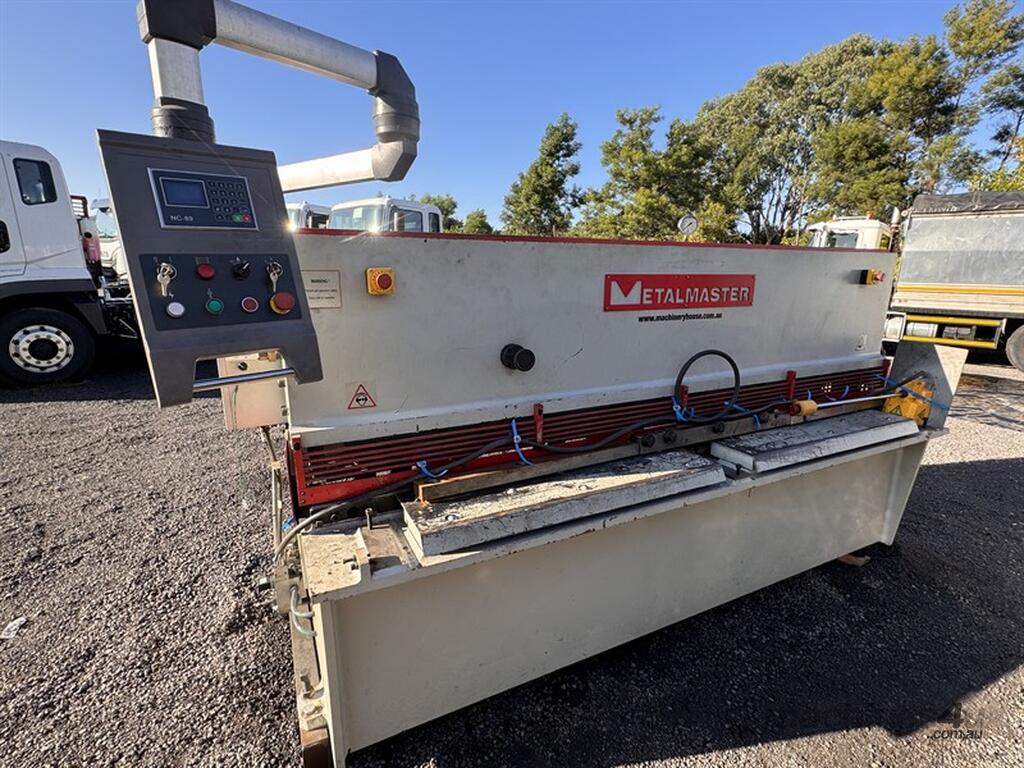 Used 2017 metalmaster HG-2504 Hydraulic Guillotine (1146096) - Listed ...