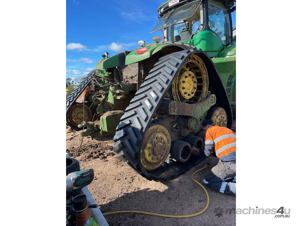 New 2024 STRYDER Stryder TRACK 20 JOHN DEERE 8RT Tractor Tracks in ...