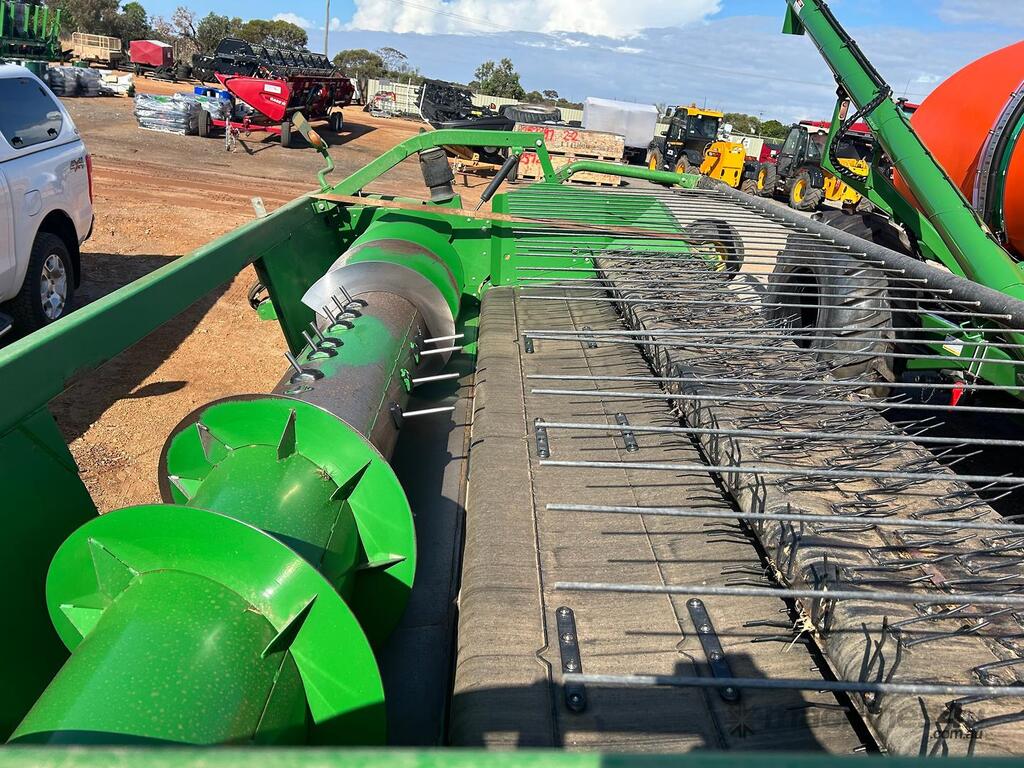 Used 2019 John Deere 615P 15 Pick Up Front Harvesting in WONGAN HILLS, WA