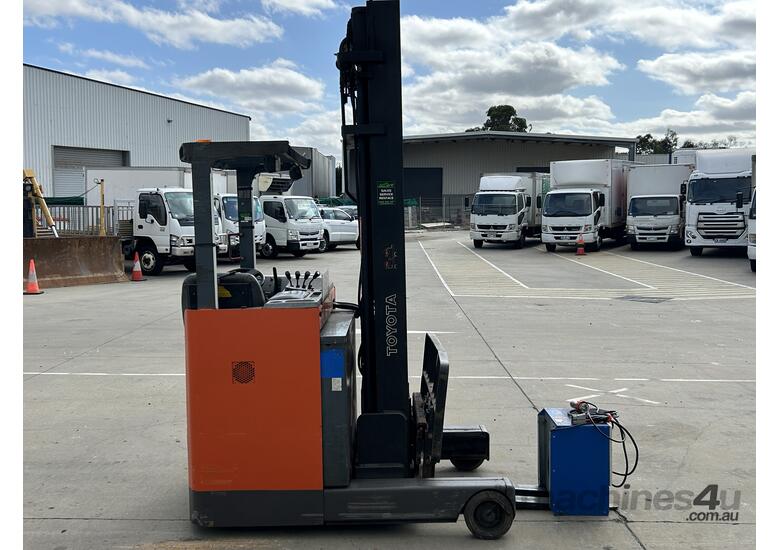 Used 1999 Toyota 1999 Toyota 6FBRE16 Electric Reach Forklift Stock ...