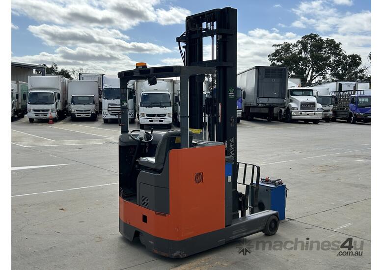 Used 1999 Toyota 1999 Toyota 6FBRE16 Electric Reach Forklift Stock ...