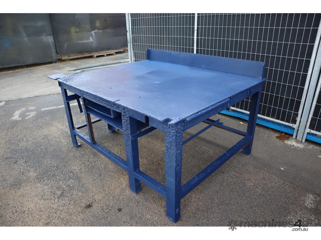 Used Used Table Welding Table - Big Welding Tables & Work Benches (875897)
