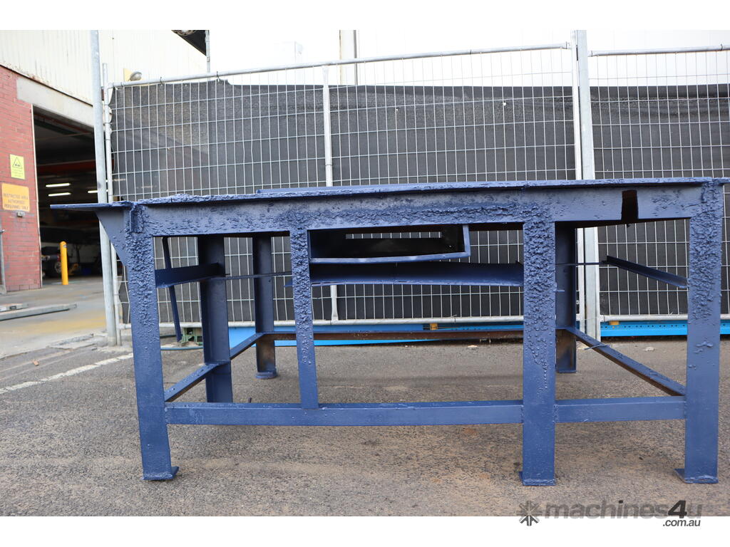 Used Used Table Welding Table - Big Welding Tables & Work Benches (875897)