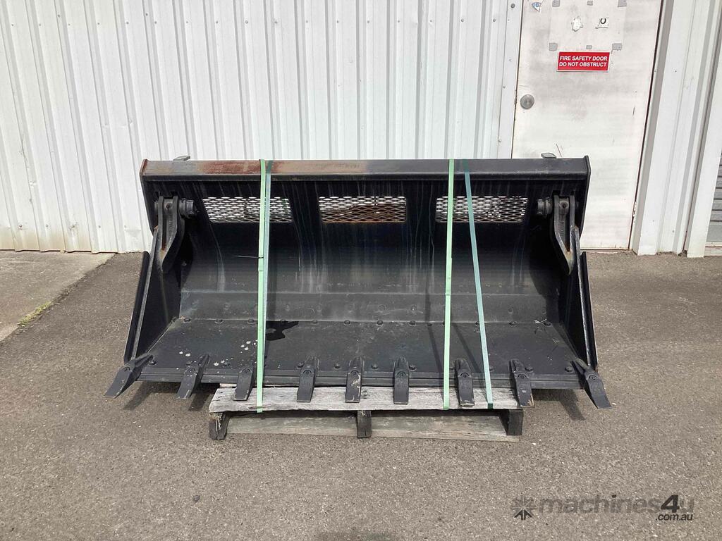 Used Caterpillar 4IN1 Skid Steer Buckets in , - Listed on Machines4u