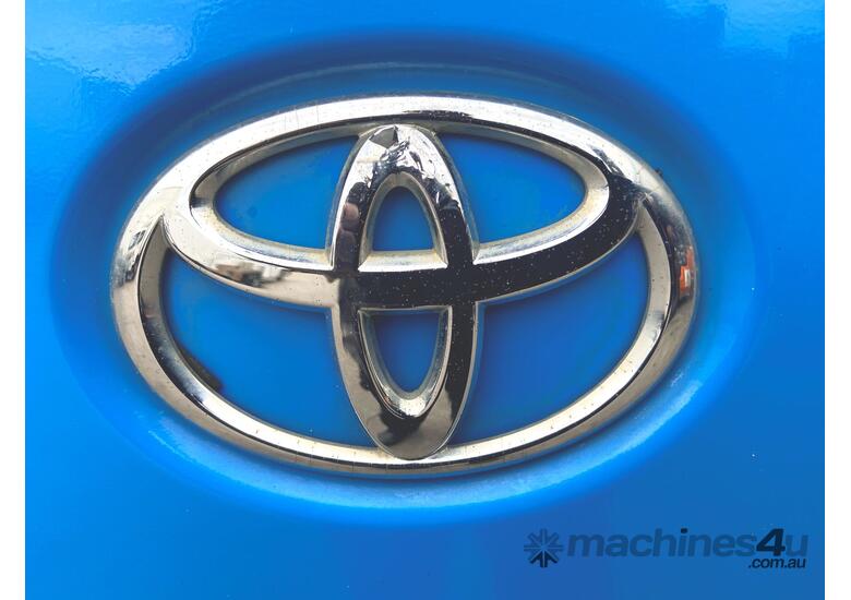 Buy Used 2017 Toyota 2017 Toyota Hiace LWB Van T Diesel - WOVR ...