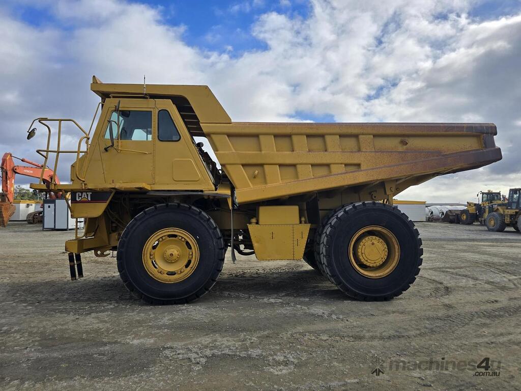Used 1990 Caterpillar 769C Dump Trucks (1118698)