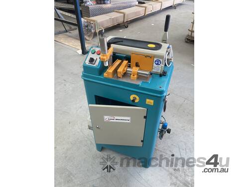 Used 2009 luna Luna KM211P Manual End Milling Machine Milling Machine ...