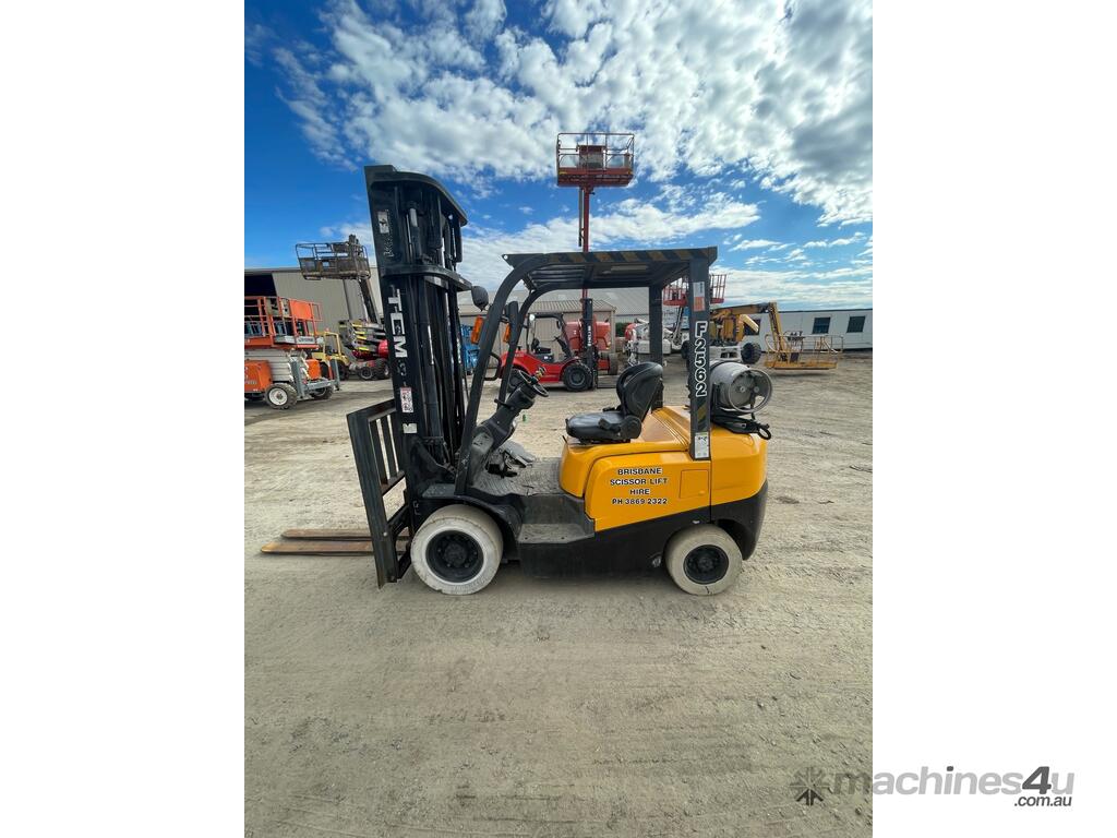 Used 2007 tcm FG25T3 GAS 6 M Container handling (888598)