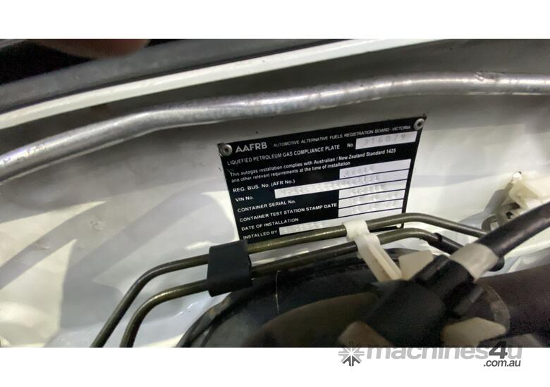 Buy Used holden 2005 Holden Rodeo 4x2 LX Single Cab V6 Petrol Manual ...