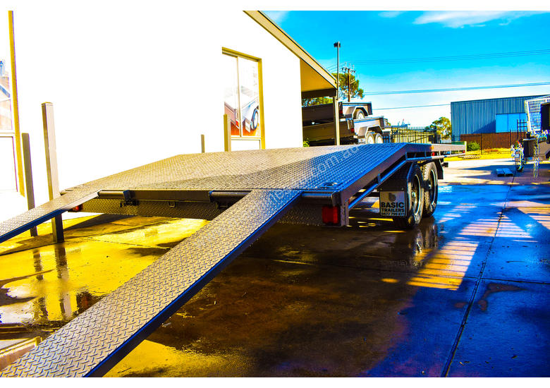 Buy New 2019 Basic Trailers 12X8 FLAT TOP BEAVER-TAIL TRAILER - 1990 kg ...