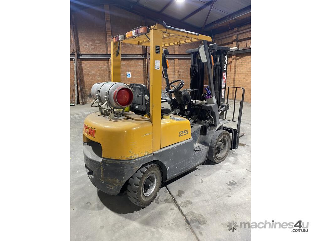 Used tcm FG25N5 Counterbalance Forklifts in , - Listed on Machines4u