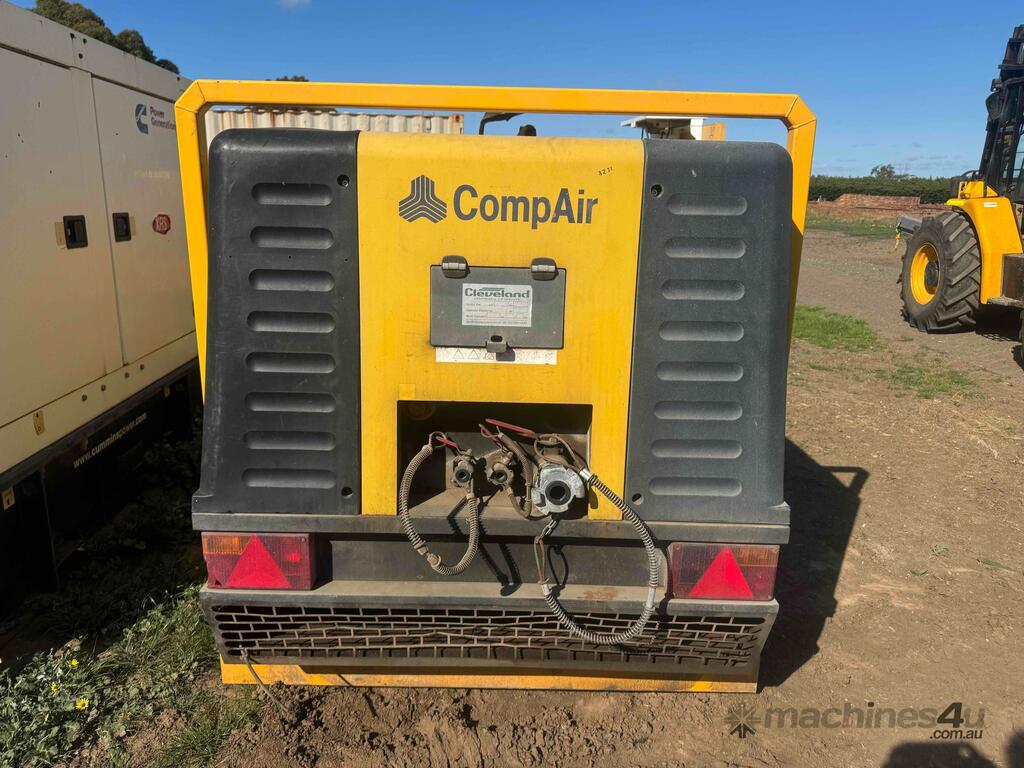 Used 2012 compair C110-9 Screw Compressors (887399)