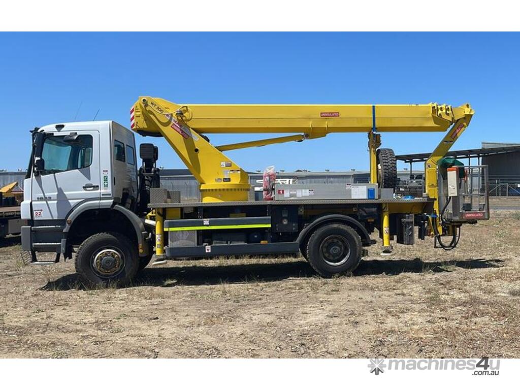 Hire 2010 palfinger WT300 EWP Elevated Work Platform Truck (930099)